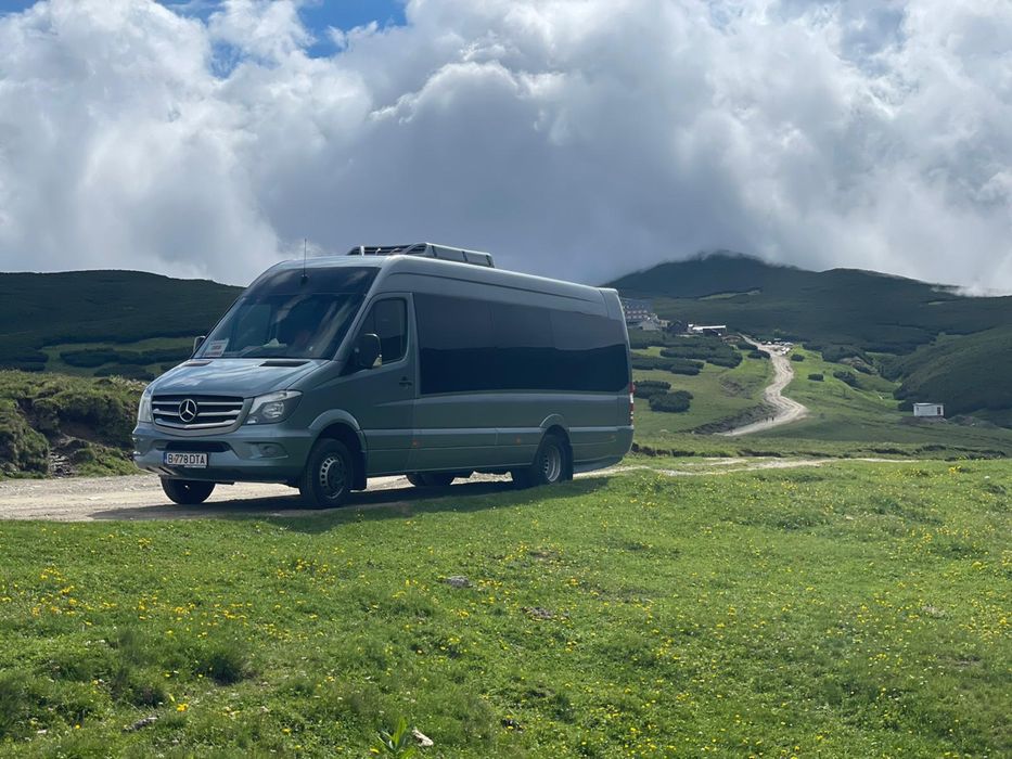 Inchiriere microbuze / autocare / Transport persoane / de inchiriat ...