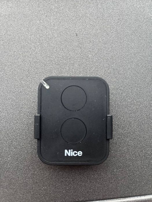 Telecomanda NICE FLO2RE cu 2 canale - frecventa (433,92).. Bucuresti Sectorul 2 • OLX.ro
