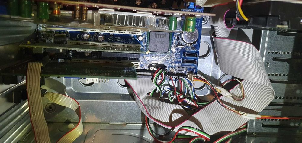 Unitate PC calculator Bucuresti Sectorul 3 • OLX.ro