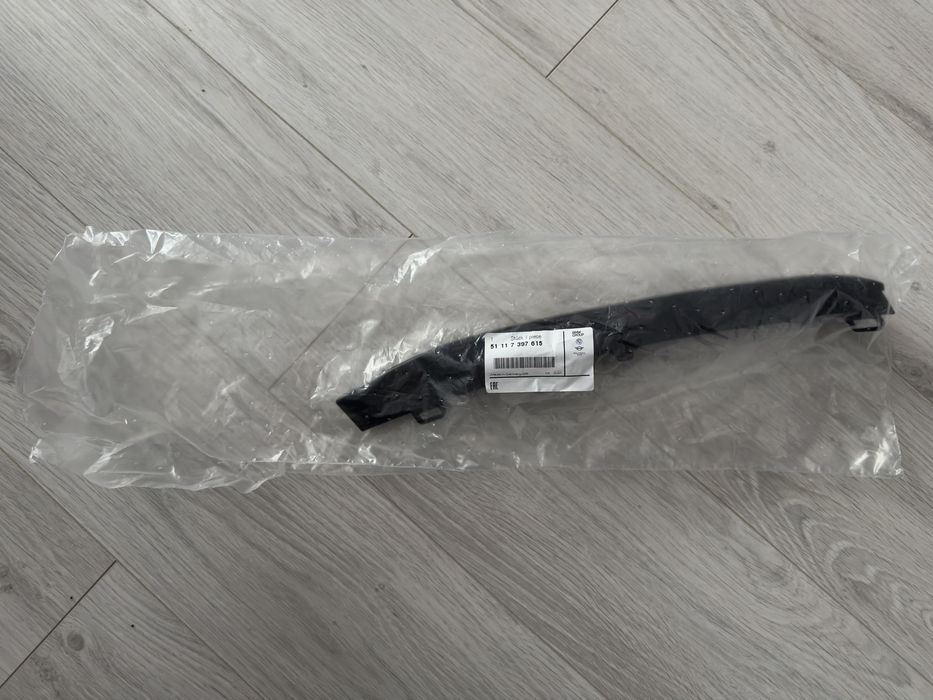 Bmw f30 grila ornament bara fata facelift Constanta • OLX.ro