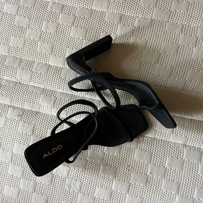 Tocuri sandale Aldo 37 Alba Iulia • OLX.ro