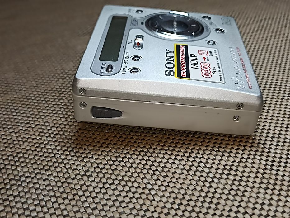 Mini disc Sony mz r700 vintage Drobeta-Turnu Severin • OLX.ro