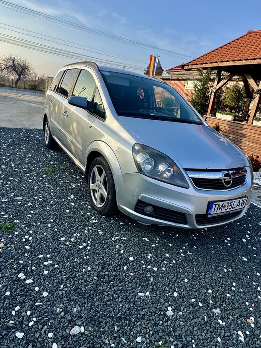 Opel Zafira 1.9 CDTI- An 2006| 7 locuri/Diesel Racovita • OLX.ro