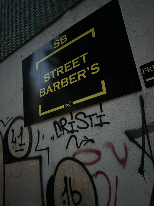 Inchiriez post/scaun in frizerie Sibiu • OLX.ro