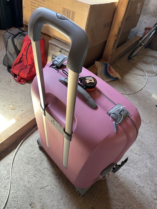 Valiza, geanta, troler, cufar, Roncato,Samsonite Timisoara • OLX.ro