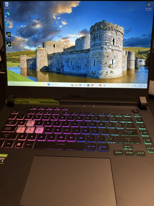 Asus Rog Strix G15 Impecabil,Fc25 inclus,Controller PS5 inclus Focsani ...