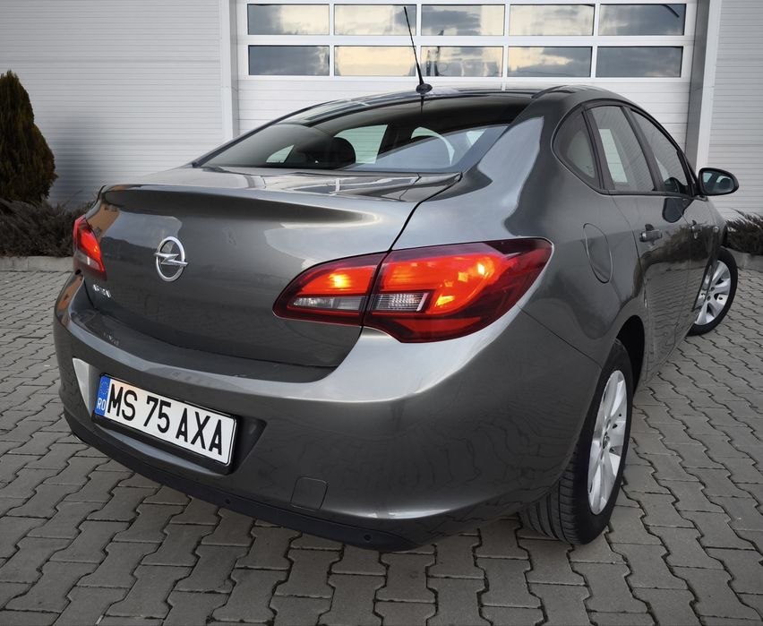 ***Opel Astra J 1.4 Turbo 140cp 2019*** Sighisoara • OLX.ro