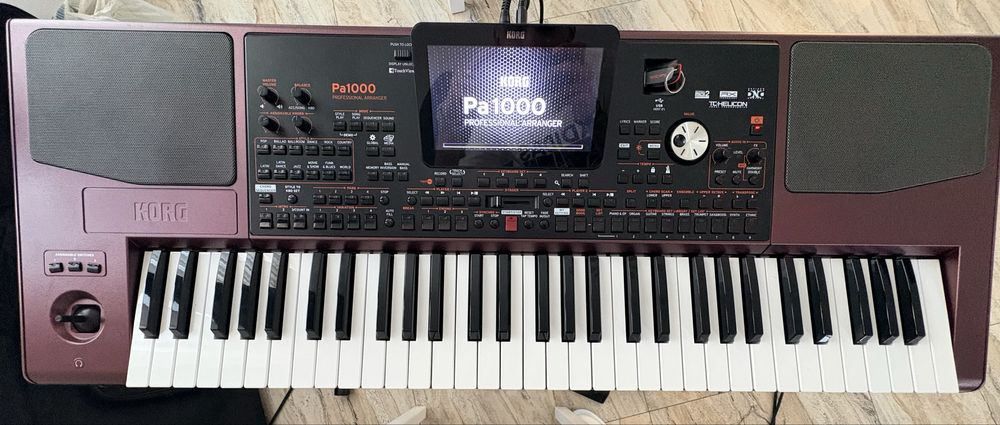 Korg Pa1000 + husa si set Sibiu • OLX.ro