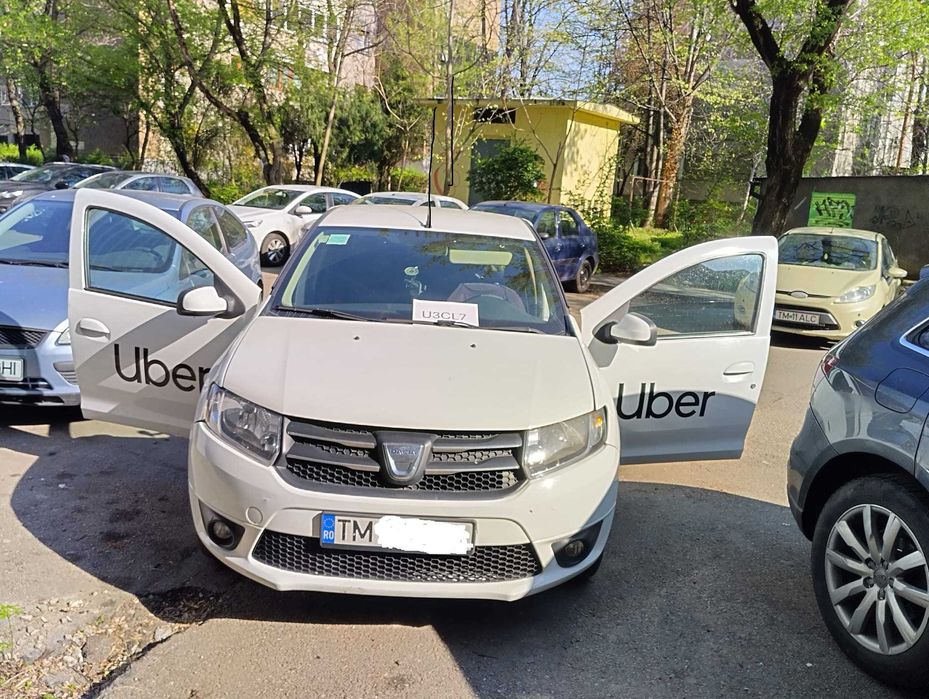 Vand Dacia Logan, Oct 2015, motor 1.2 benzina, Colant Uber activ! Timisoara • OLX.ro