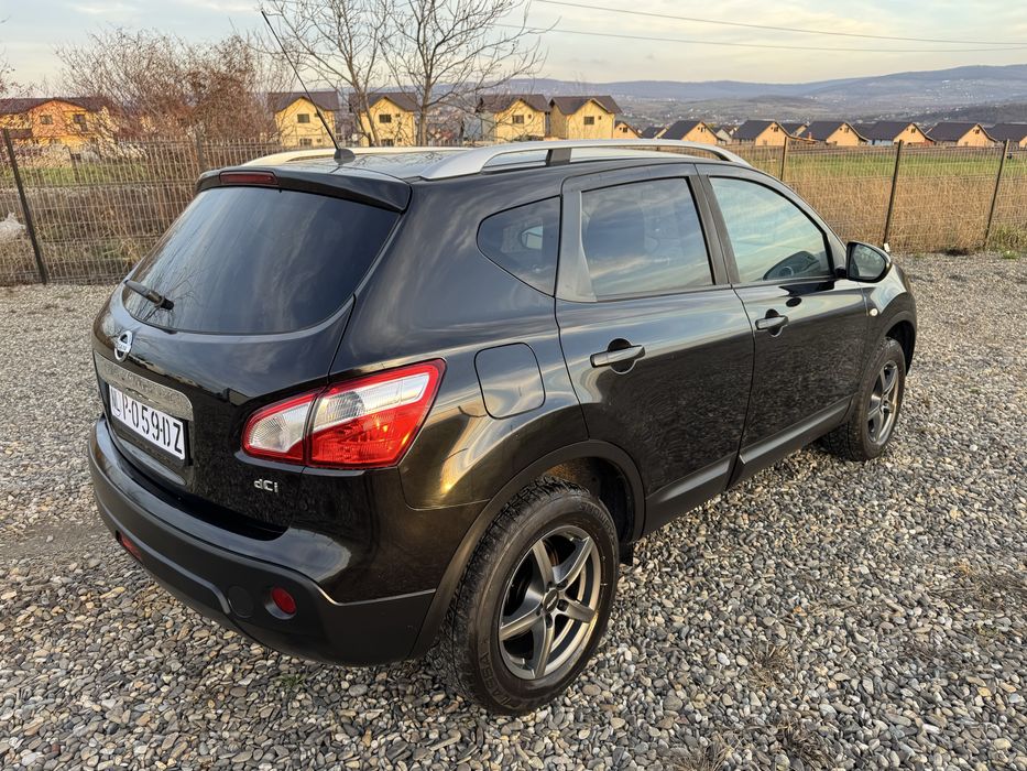 Nissan Qashqai 2.0 DCI 4X4 Cutie automata Euro 5 Iasi • OLX.ro