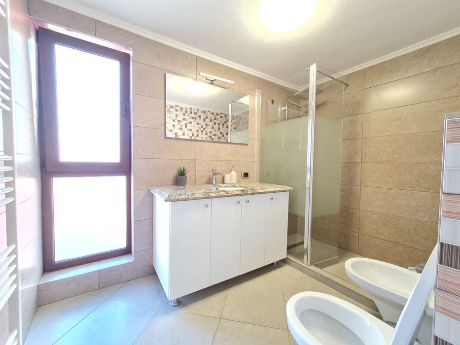 Casa cu 2 apartamente/curte privata- zona Craiter Brasov • OLX.ro