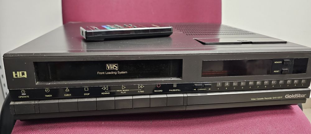 Video recorder VHS VCR Gold Star Vintage , complet funcțional Iasi • OLX.ro