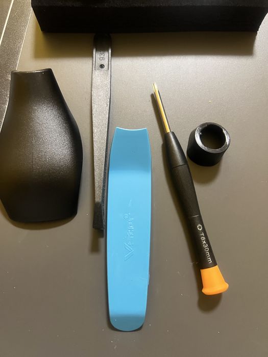 Schimbator, rotita, buton start/stop swarowski noi! Rosu • OLX.ro