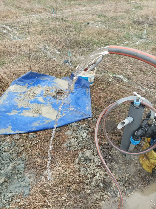 Foraje, fantani în Moșnița Noua, și împrejurimi, preț foarte avantajos ...