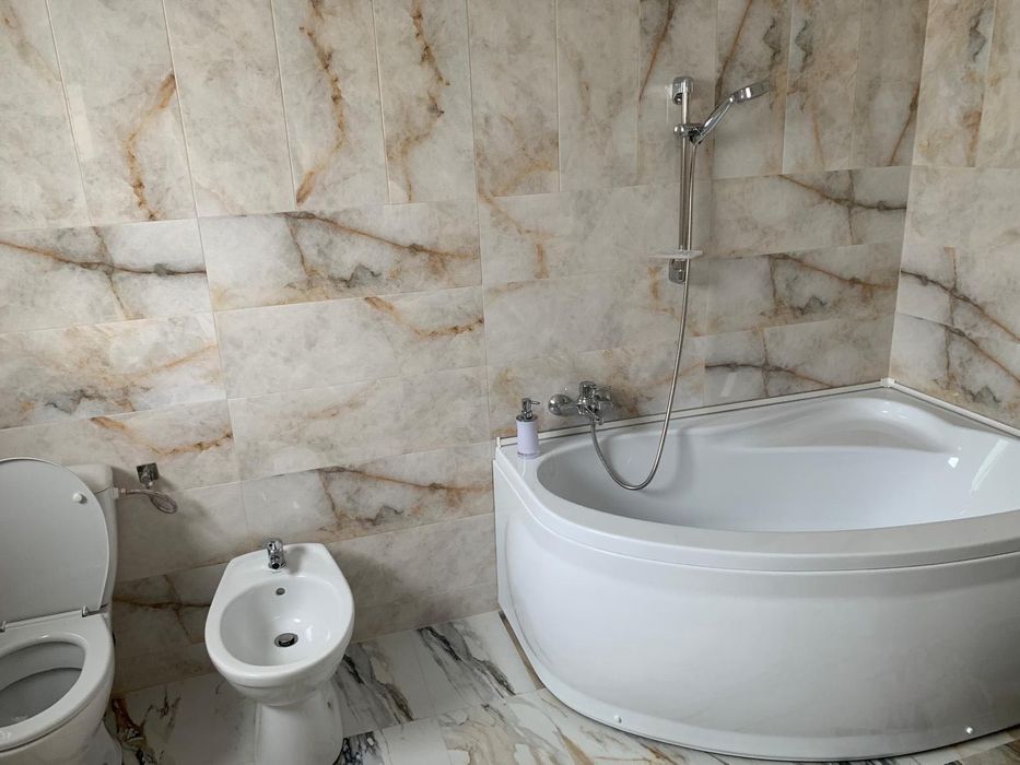 Apartament 3 camere Brasov • OLX.ro