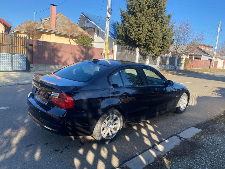 Piese BMW e90 e91 320d 163cp motor turbina kit injectie jante plansa Roman • OLX.ro