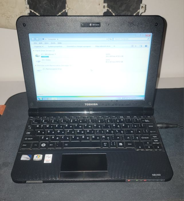 Лаптоп Toshiba NB250 10" екран гр. Варна Погреби • OLX.bg