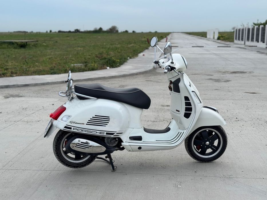 Piagio vespa 300 gts Cap Aurora • OLX.ro