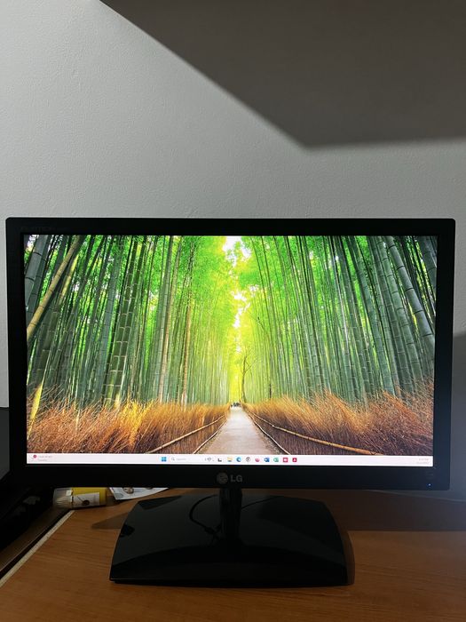 Monitor LG 60 Hz Brasov • OLX.ro
