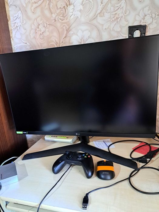 Монитор LG 27 incha 144 HZ гр. Любимец • OLX.bg