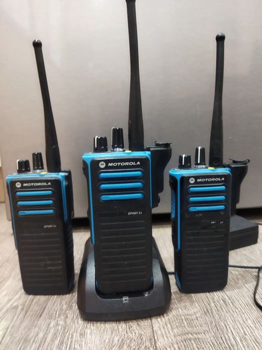 3 броя радиостанции DP4401 Ex ATEX гр. Варна Зимно кино Тракия • OLX.bg