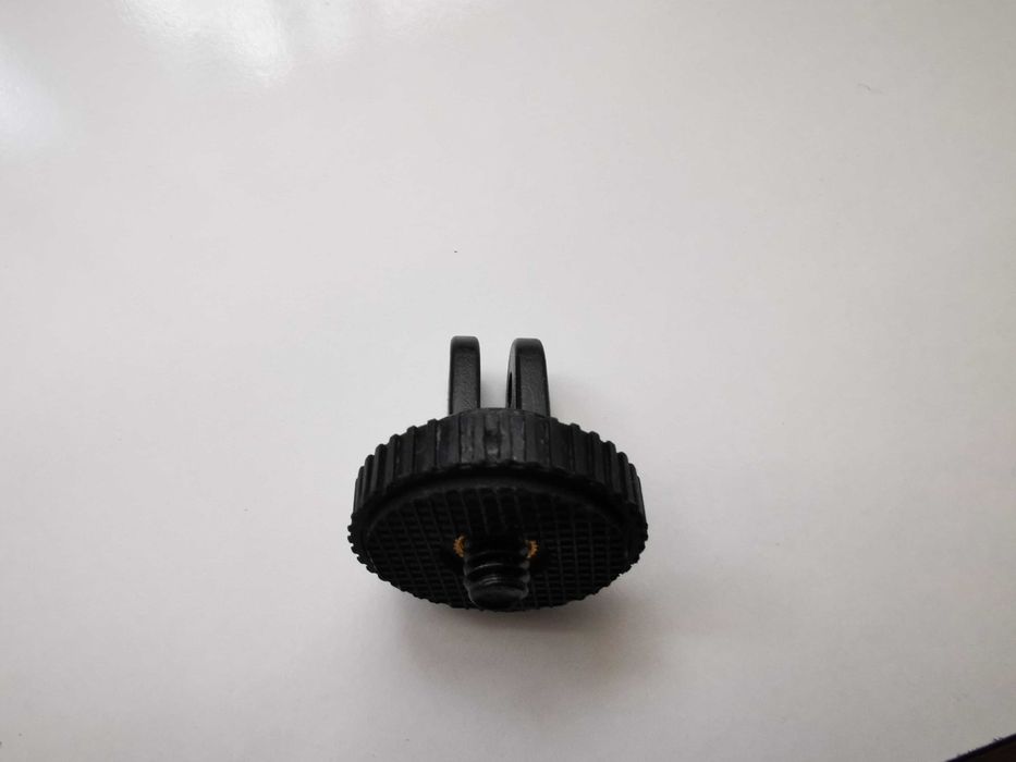 Adaptor de la surub 1/4 la Gopro 2 picioruse insta 360 filet Brasov ...