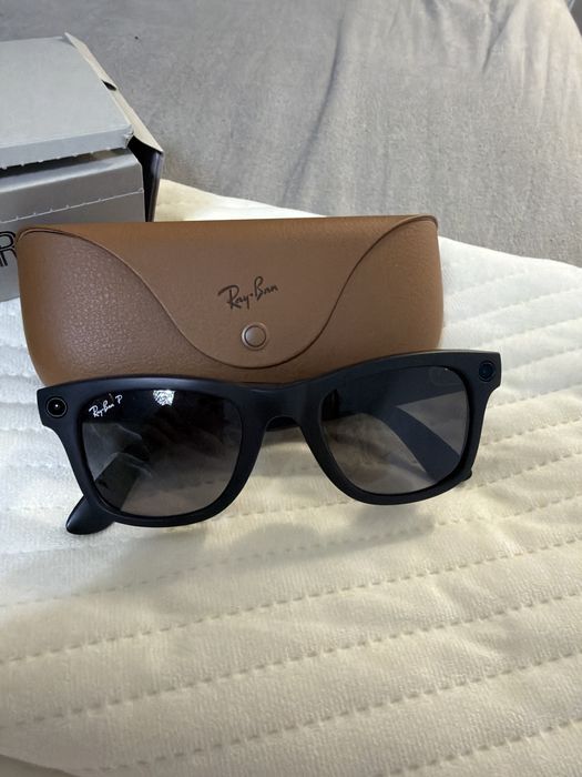 Ray Ban Meta Wayfarer smart glasses Racsa • OLX.ro