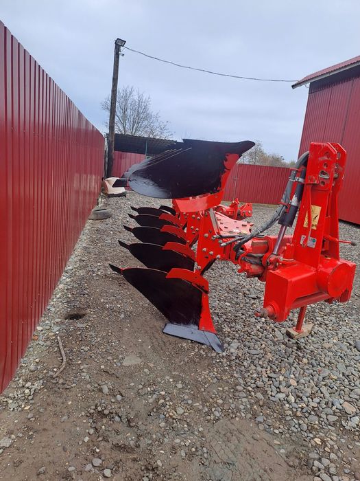 Plug reversibil 5 cormane Moresti • OLX.ro