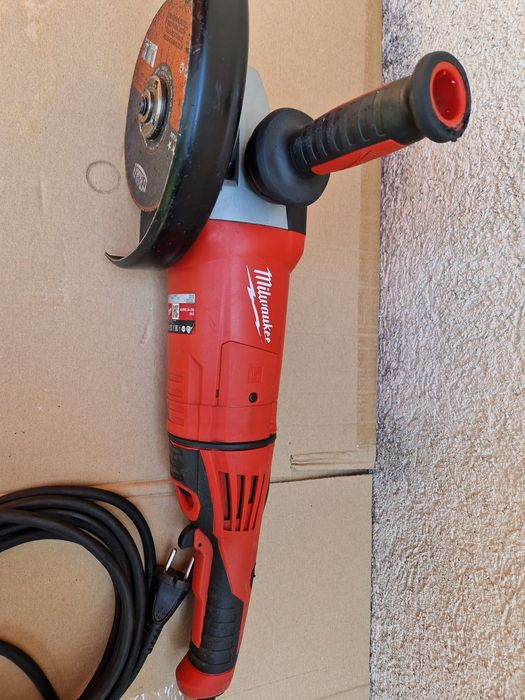 Milwaukee polizor de 2400 W Maureni • OLX.ro