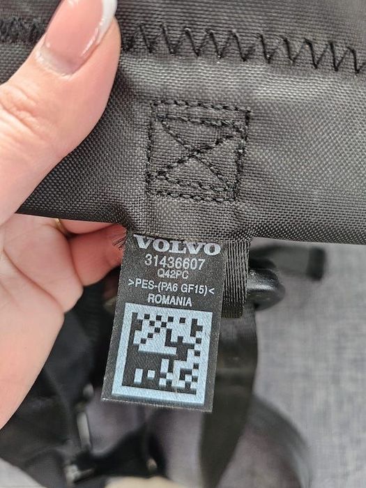 Plasa portbagaj VOLVO XC60 31436607 Baia • OLX.ro