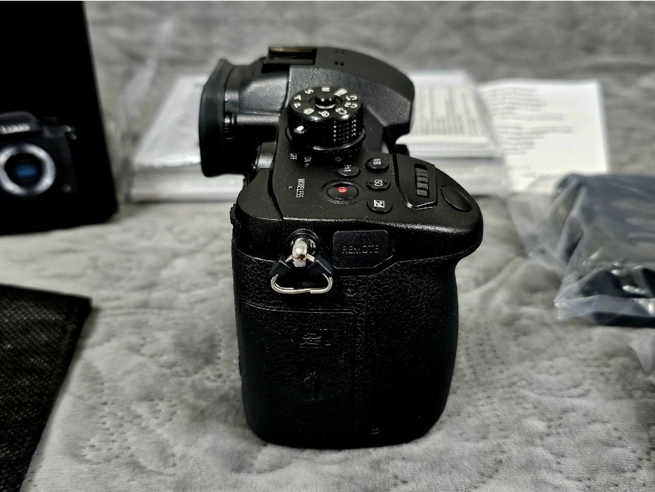 Camera body PANASONIC GH5, full box, 4k, montura mft ,impecabilă ...
