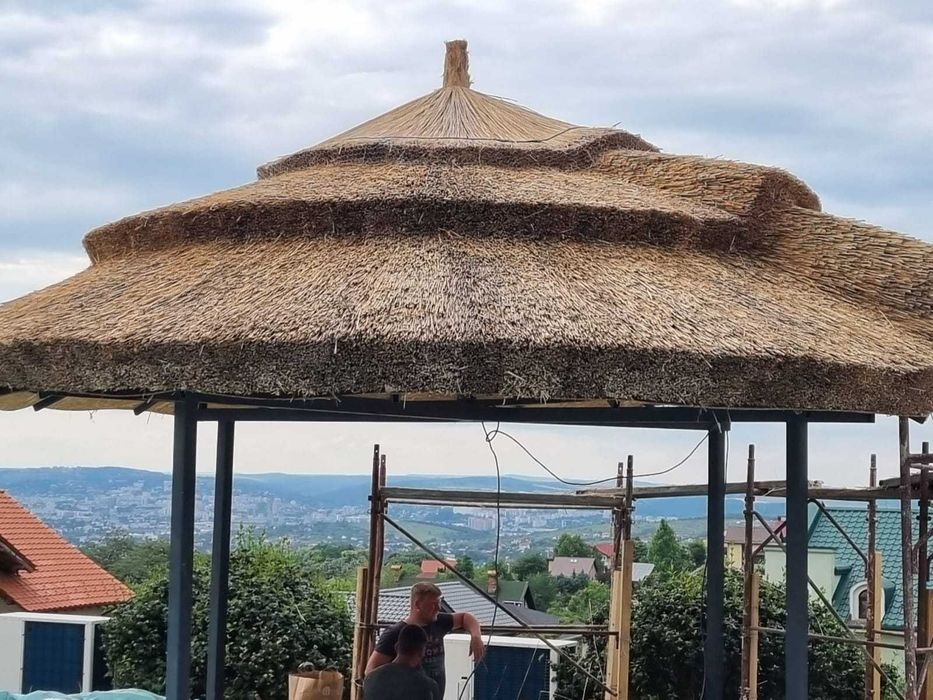 BEACH BAR, Acoperis stuf, Terasa, Umbrele plaja stuf. Cu Garantie ...