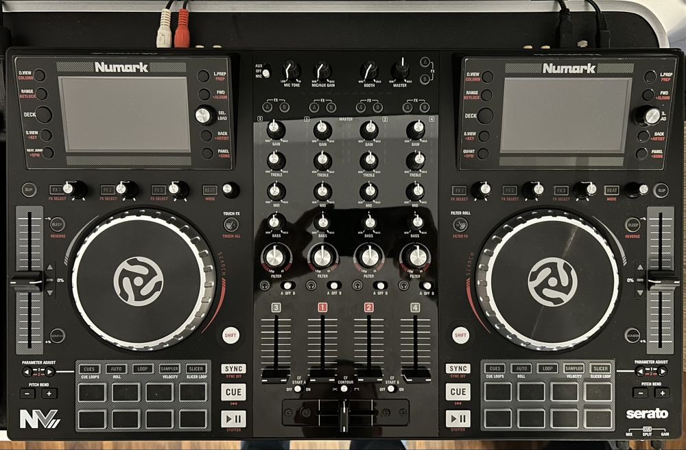 Vand Consola DJ Numark NV2 Titu • OLX.ro
