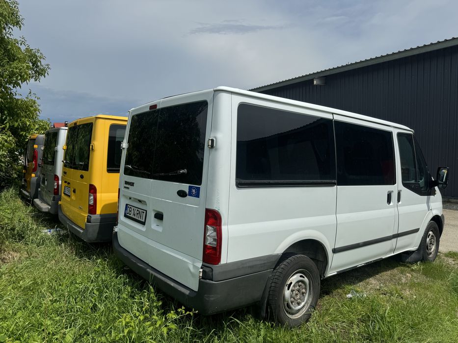 Inchiriez/inchiriere/rent a van/microbuz/microbuze 9 locuri Targoviste ...