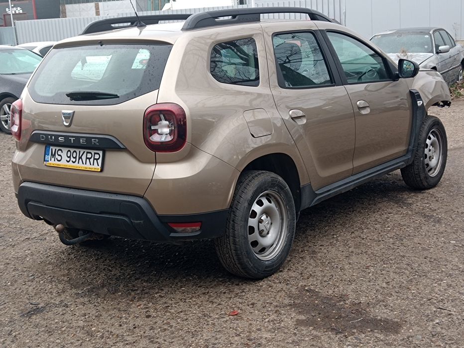 Dacia Duster 4×4 avariat!!! Buzau • OLX.ro