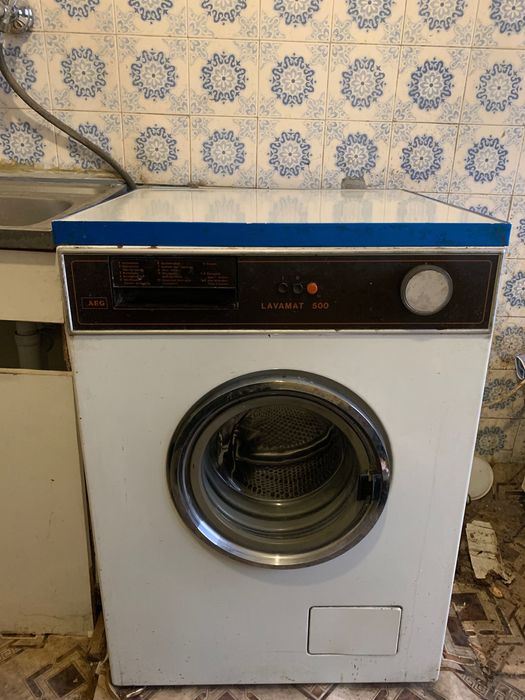Продавам автоматична пералня AEG гр. София Младост 1А • OLX.bg