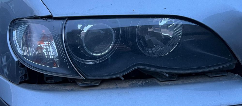 Faruri bmw e46 cu xenon facelift Arad • OLX.ro