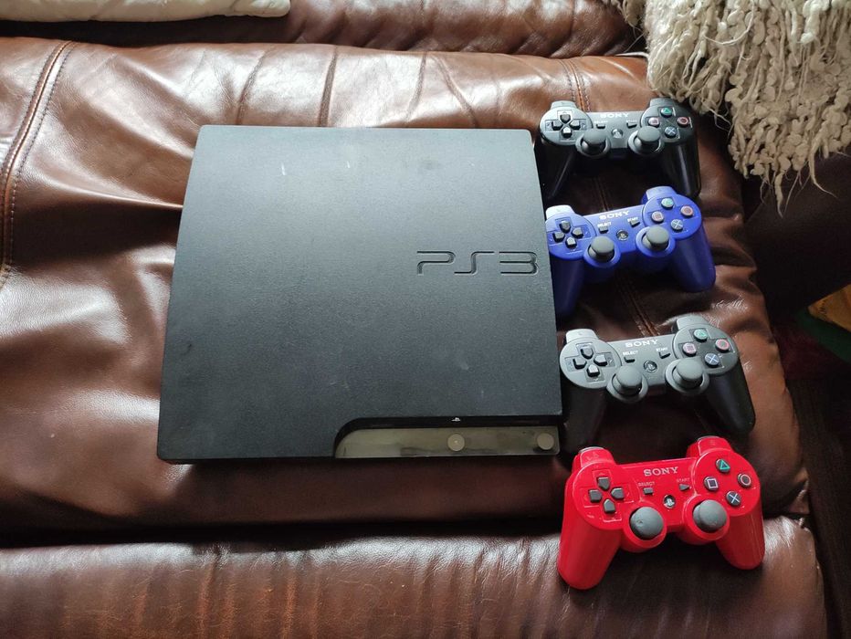 Ps3 хакнат + 4 контролера гр. Разград Възраждане • OLX.bg