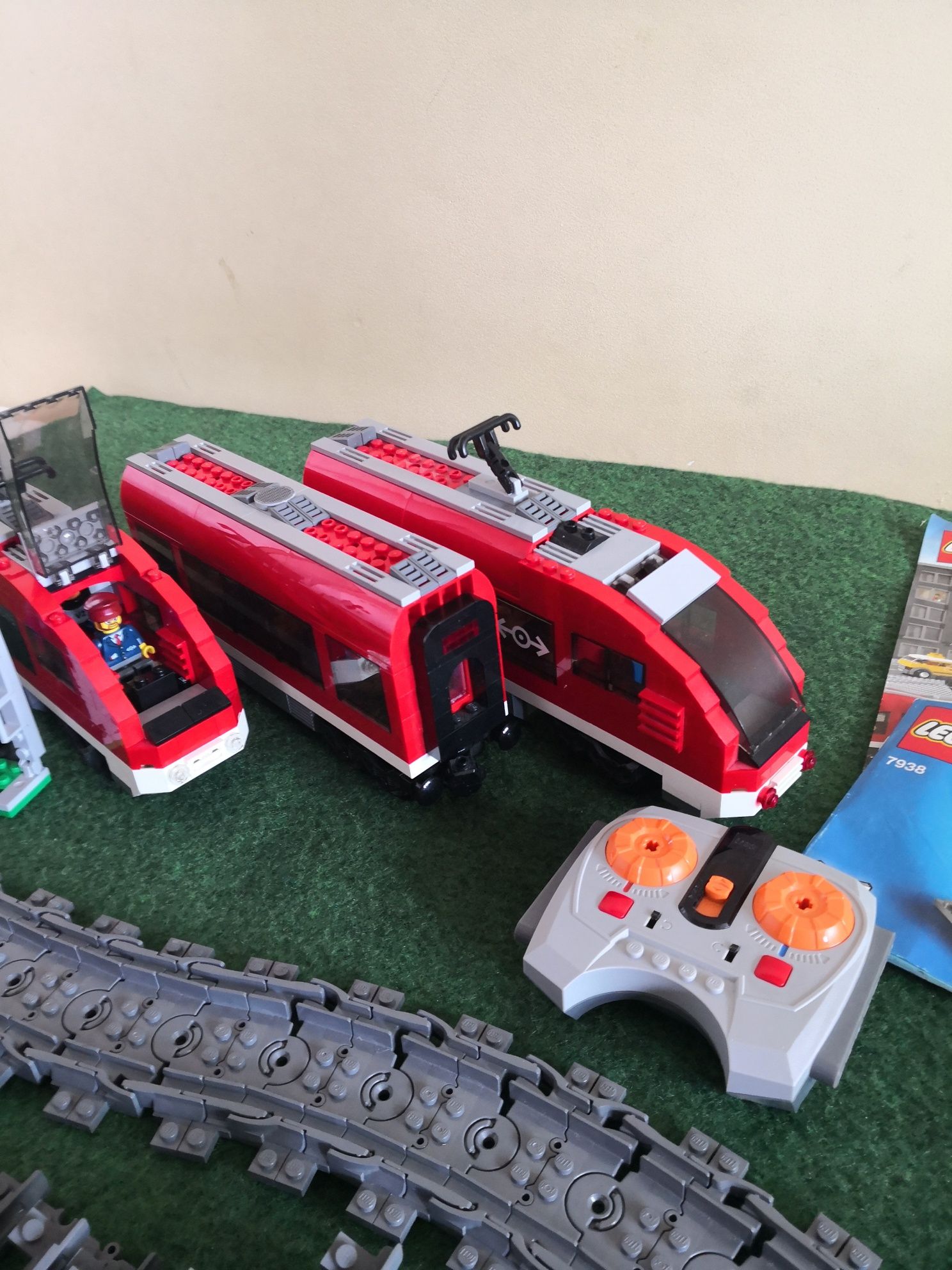 Lego City Лего Сити пътнически влак 7938 гр София Дианабад • Olx Bg