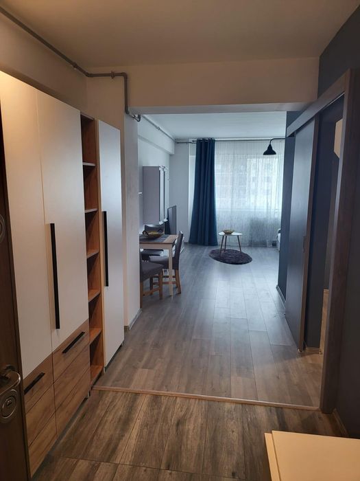 Apartament de închiriat, doua camere, Tomis Plus Palazu Mare • OLX.ro