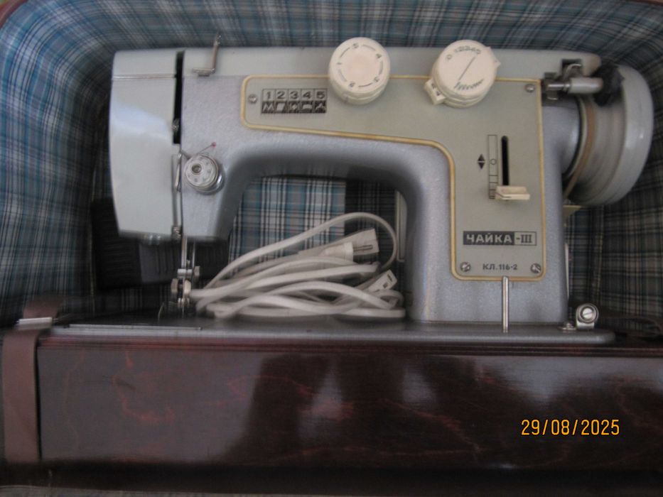 Masina de cusut ruseasca ceaika Bucuresti Sectorul 3 • OLX.ro