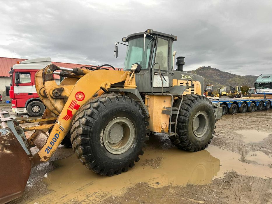 Dezmembrez incarcator frontal Yto ZL50 D - II Seini • OLX.ro