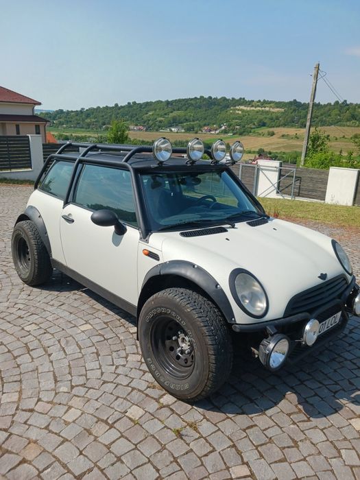 Mini Cooper r50 custom unicat, variante Toyota LC 80 sau 105 Targu ...