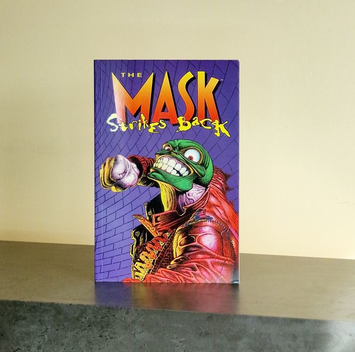The Mask Strikes Back комикс гр. София Лозенец • OLX.bg