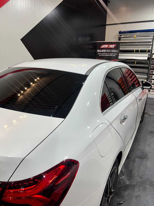 Folie auto LLUMAR Chitila Chitila • OLX.ro