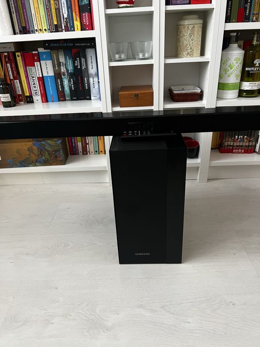 Soundbar Samsung HW-J450 Sanpetru • OLX.ro