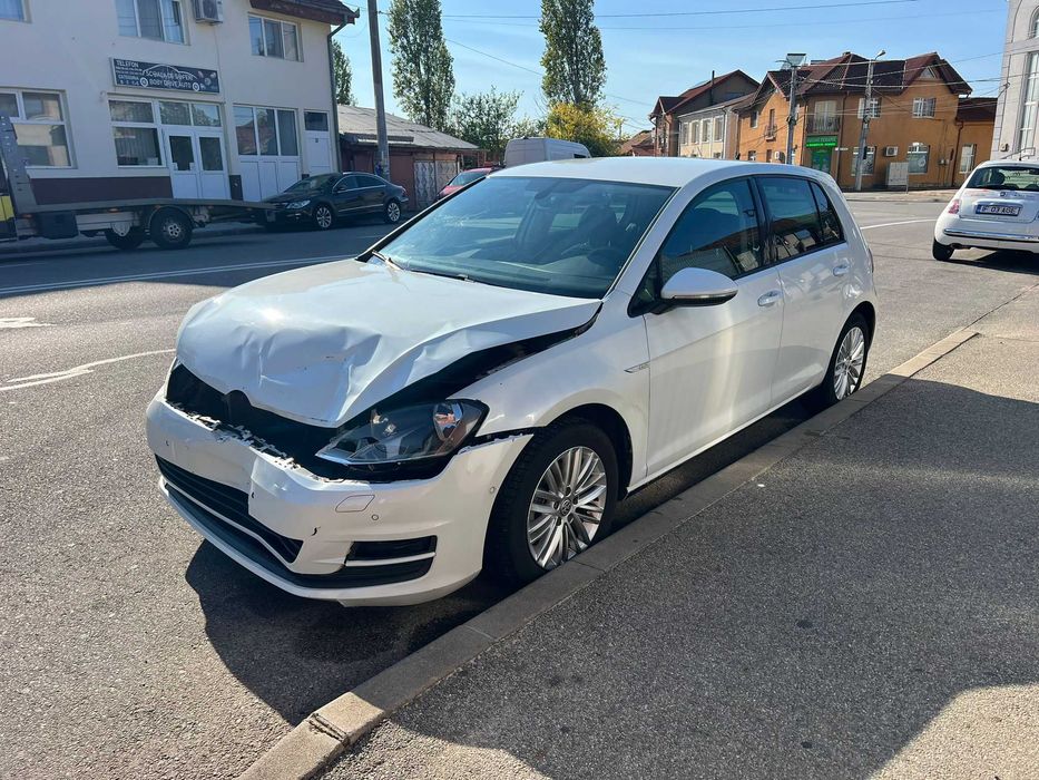 Dezmembrez Vw Golf 7 CUP Hatchback 1.6 Tdi CXXB 110 cai Cutie Manula ...