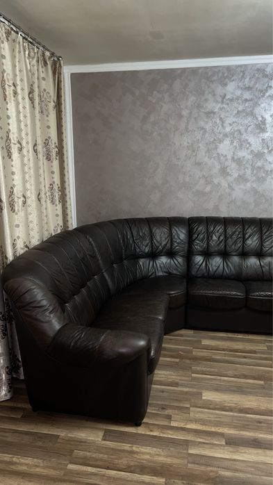 Coltar fix piele naturala , maro inchis Arad • OLX.ro