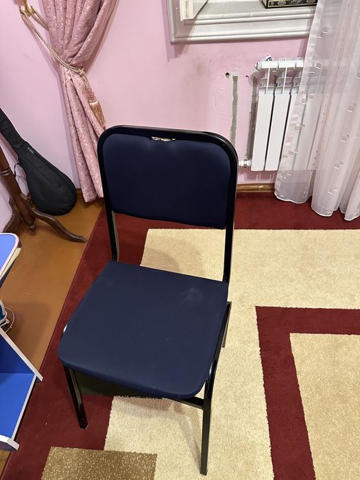 Detskiy kompyuter parta va stul: 700 000 so’m - Bolalar mebeli Toshkent на Olx