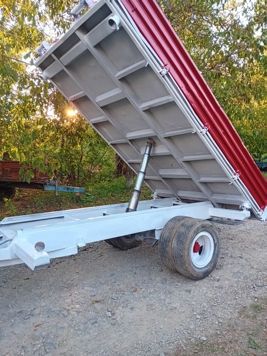 Remorca basculanta trilateral Marin • OLX.ro